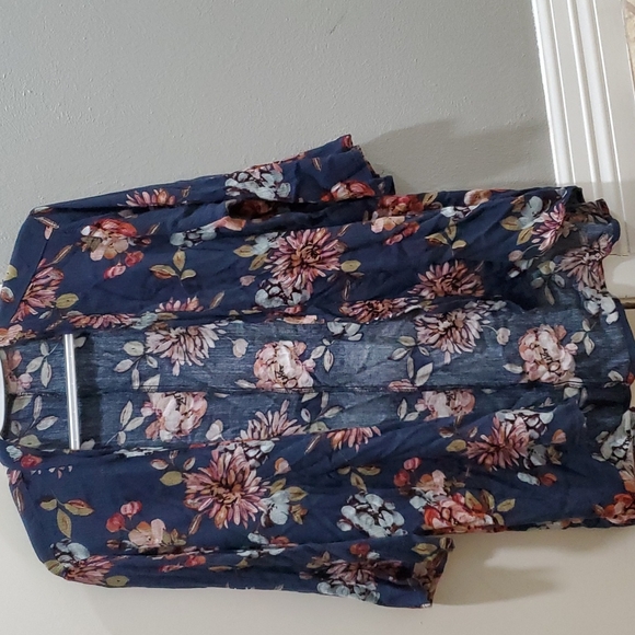 Pink Clover | Tops | Maples Open Front Woven | Poshmark